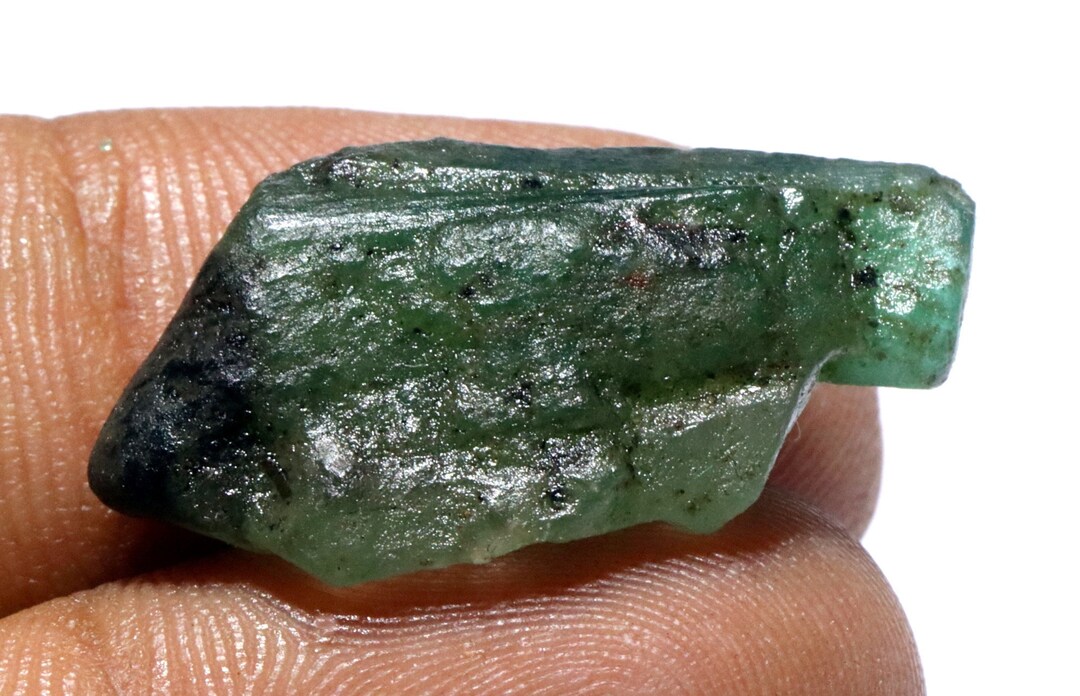 Raw Emerald Stone 28x15mm Genuine Emerald Crystal Natural - Etsy