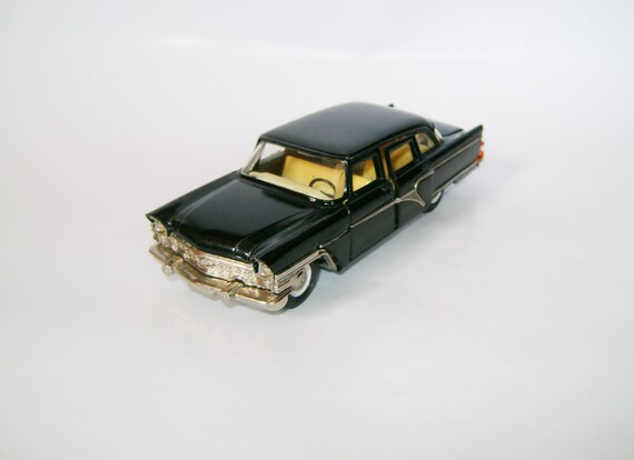 Soviet Gaz 13 Chayka made in USSR 1980s Vintage collectible toy car ...
