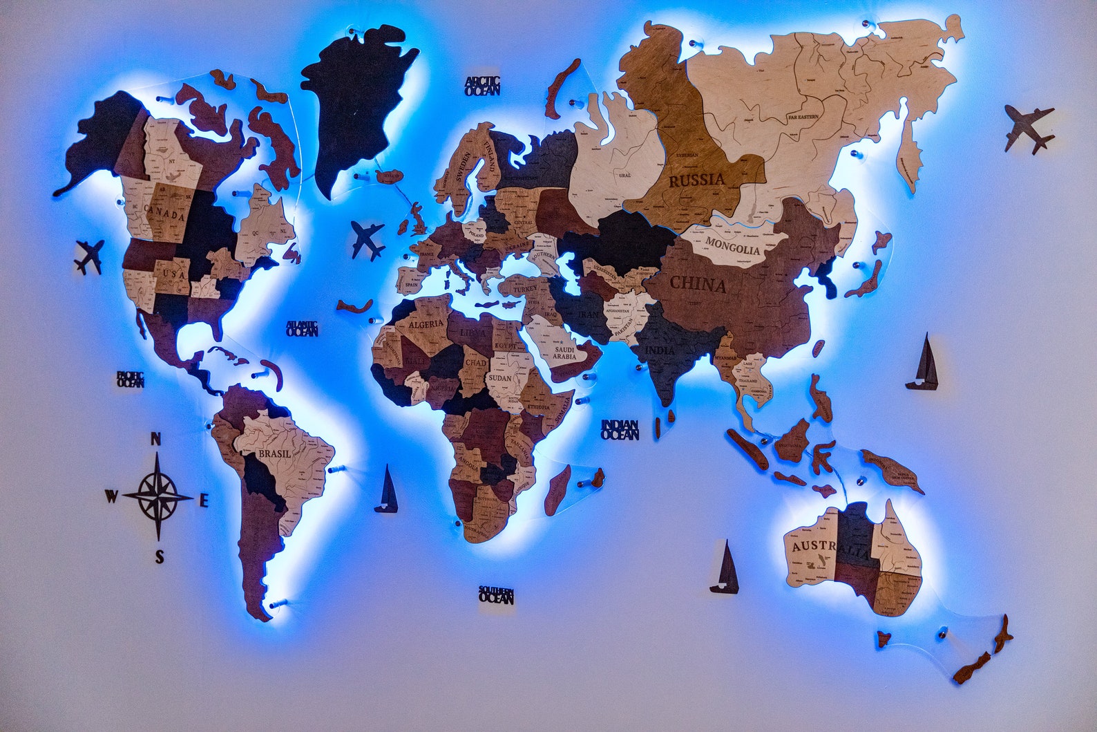 Wooden World Map LED - Etsy