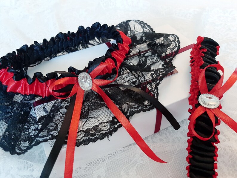 Black and Red Wedding Garter Set, Black Lace Bridal Garter Set ...