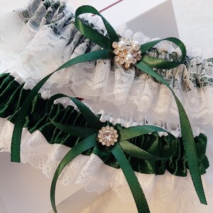 Emerald Dark Green Garter Set, Lace Bridal Garter, Dark Green Wedding ...
