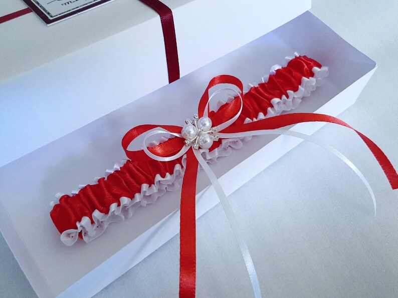 Red Wedding Garter Set Lace Bridal Garter Red Garter Garter | Etsy