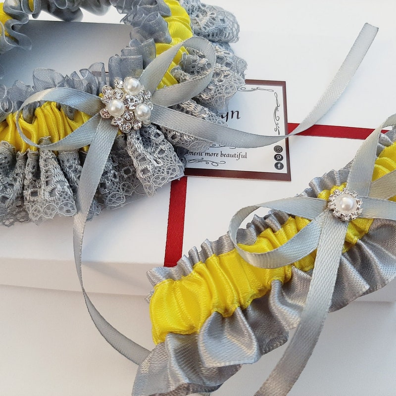 Yellow Grey Garter - Etsy