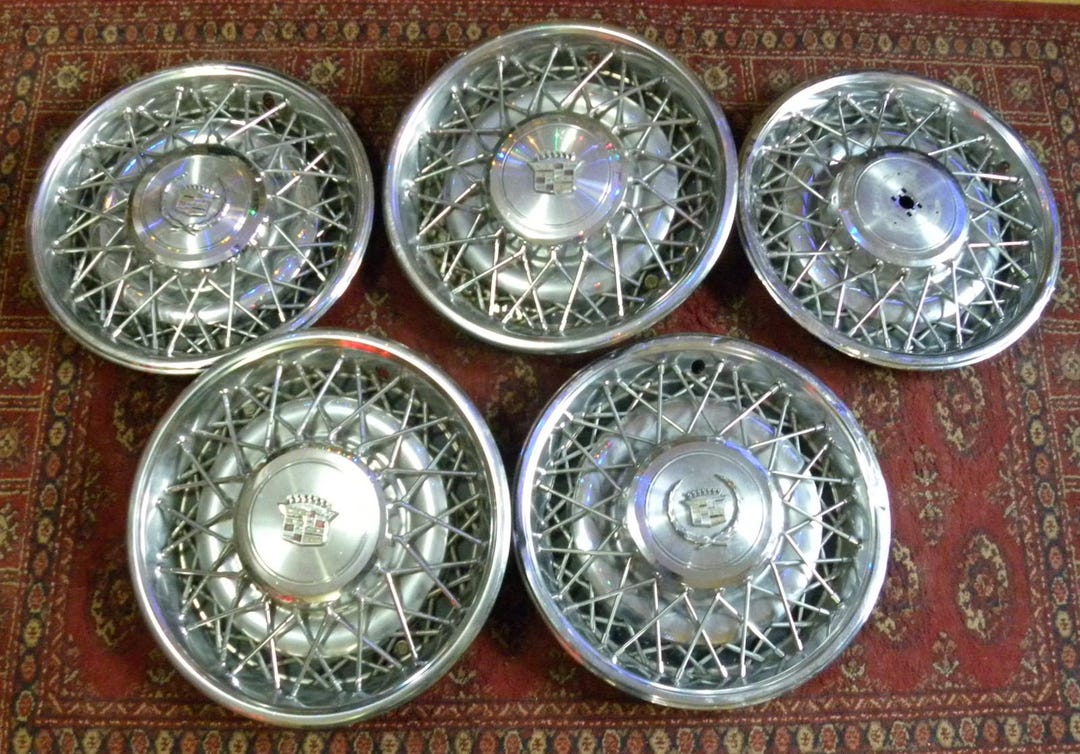 Five X Cadillac 1974 - 1990s Wire Wheel Hub Cap / Wheel Trim - Etsy