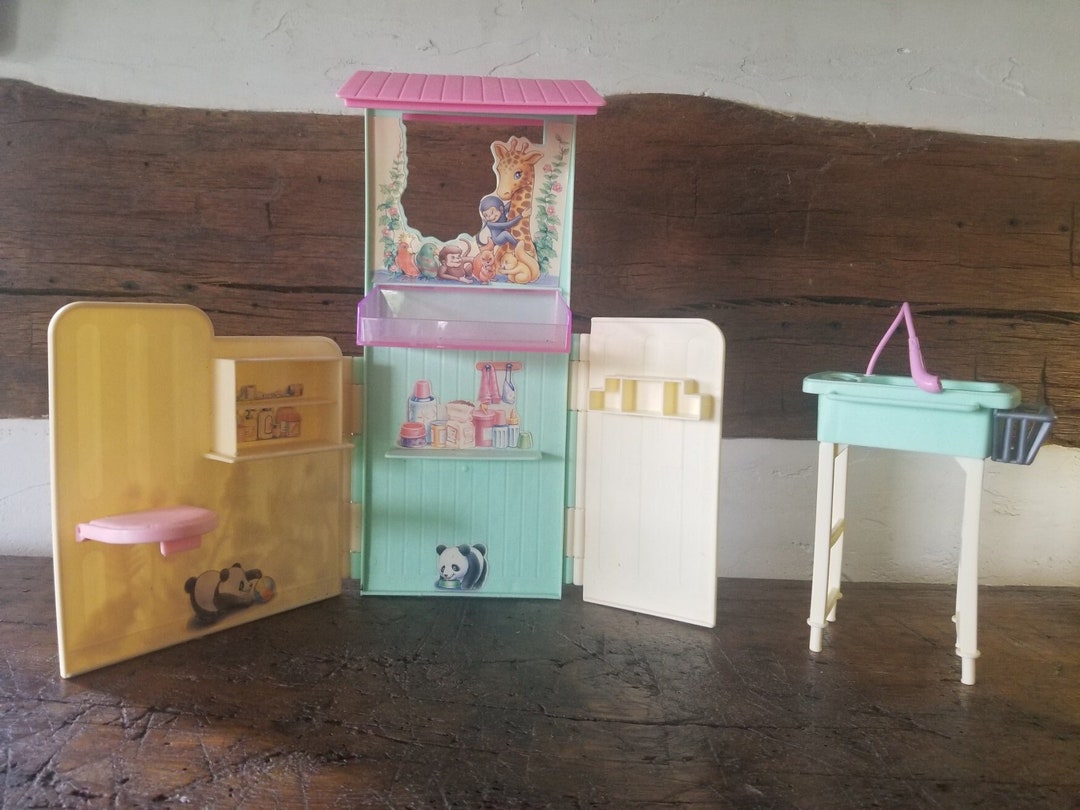 Mattel 2000 Barbie Zoo Babies Playset; Fashion Doll Furniture and ...