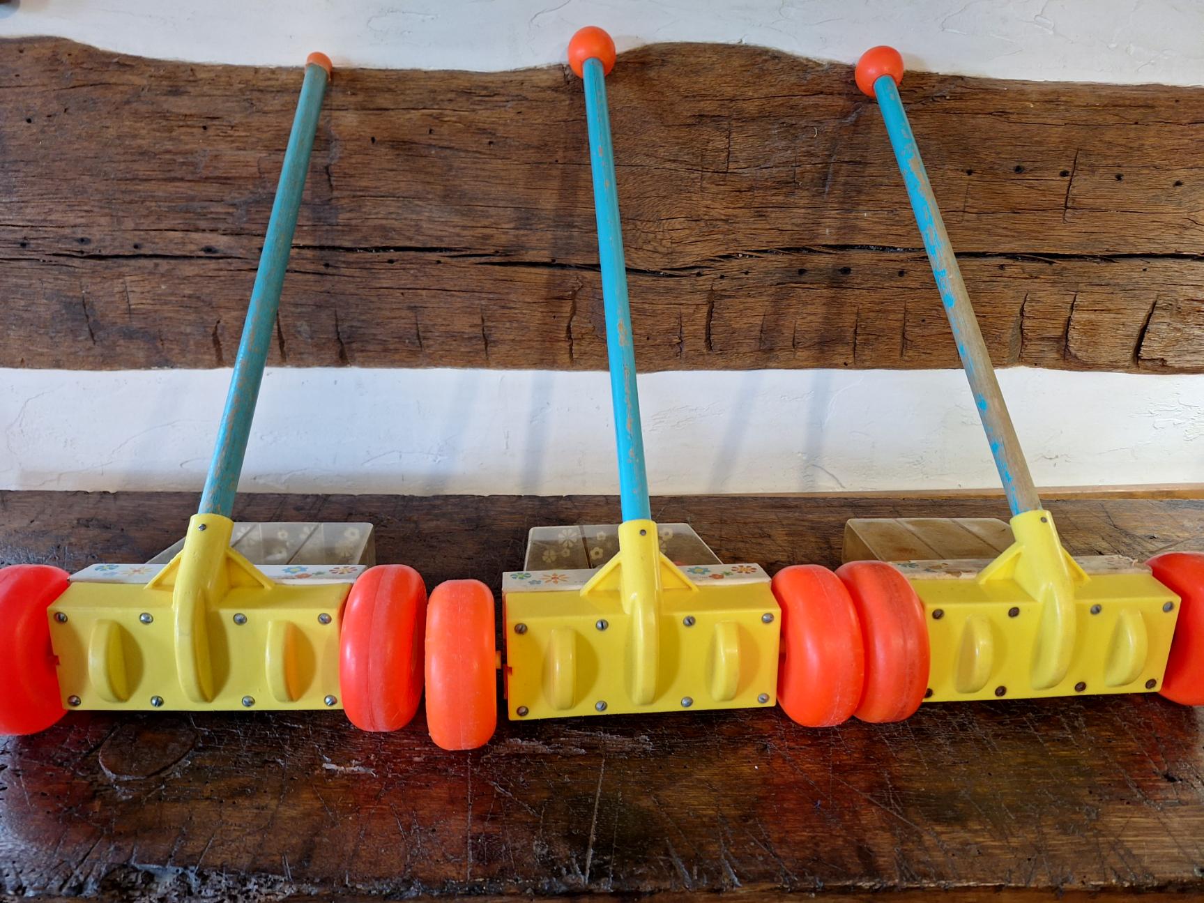 Vintage Fisher Price #121 Happy Hoppers Children's Push Pull Toy With ...
