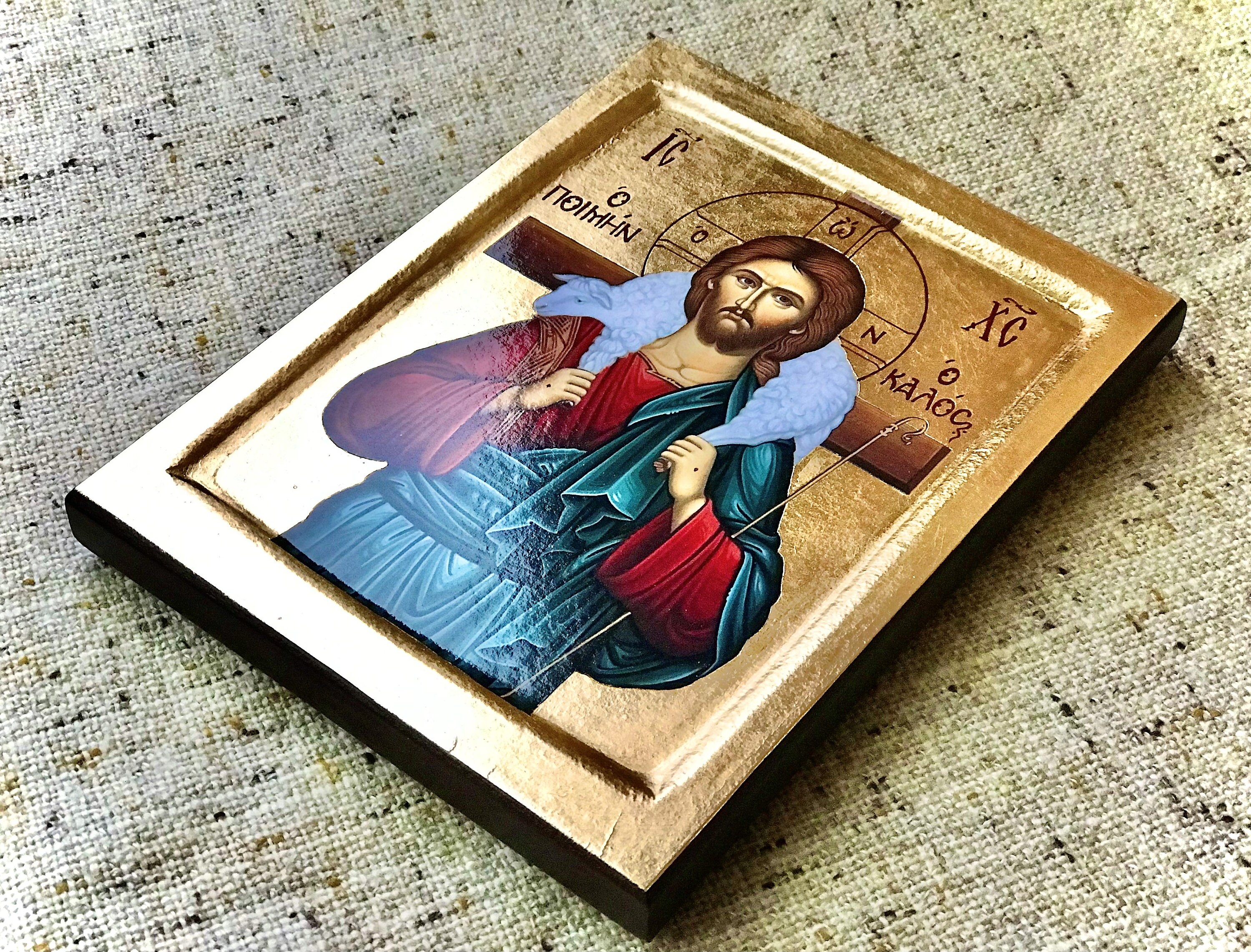 Icon of Jesus Christ the Good Shepherd on Gold. - Etsy