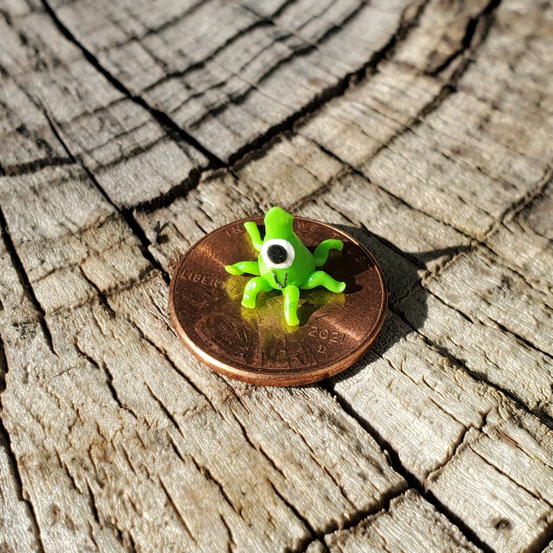 Teeny Tiny Micro Alien Octopus for Terrarium and Miniature Fairy ...
