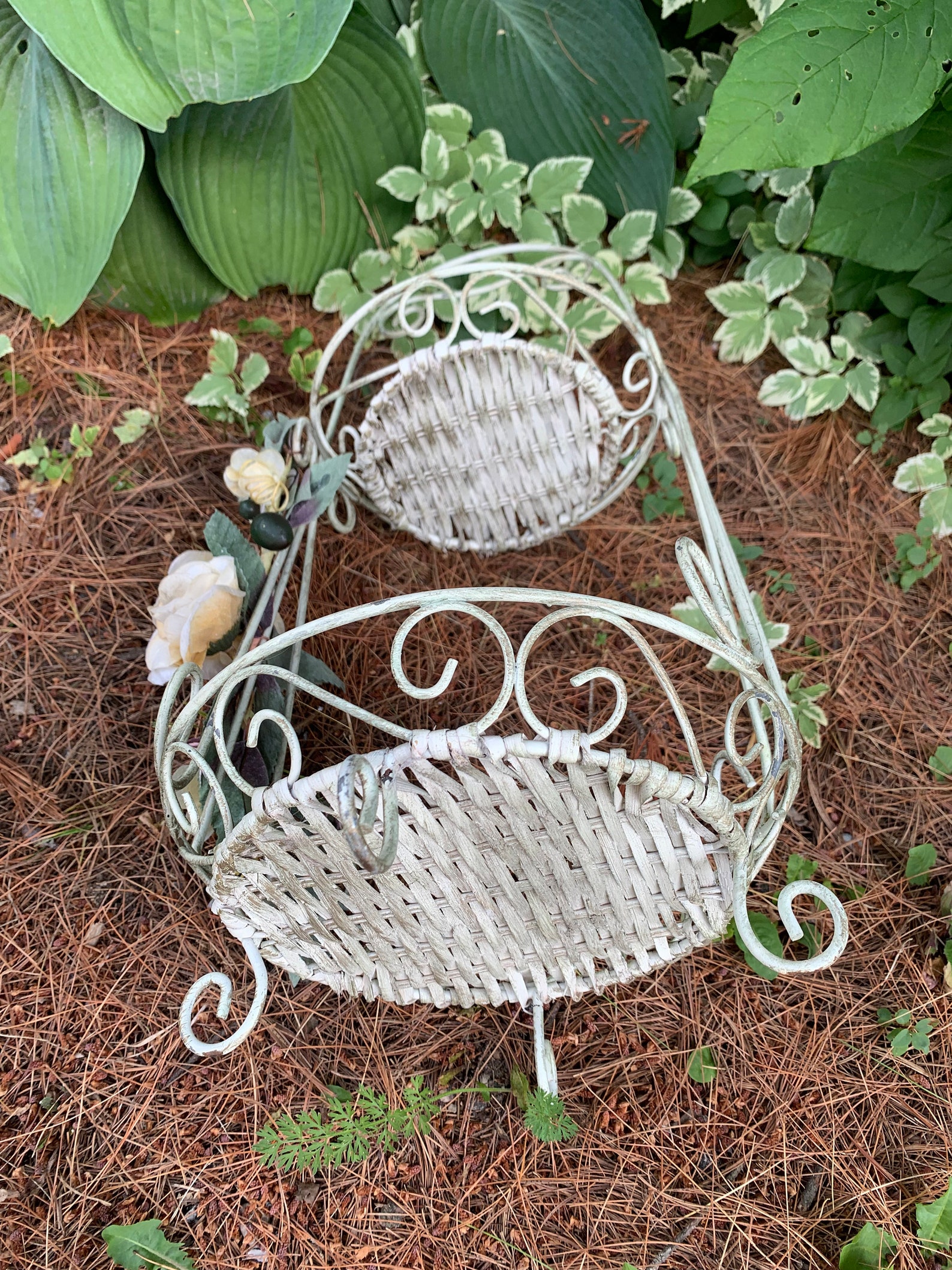Shabby 2 Tier Serving Tray - Metal Frame & Wicker Trays - Garden Tea ...