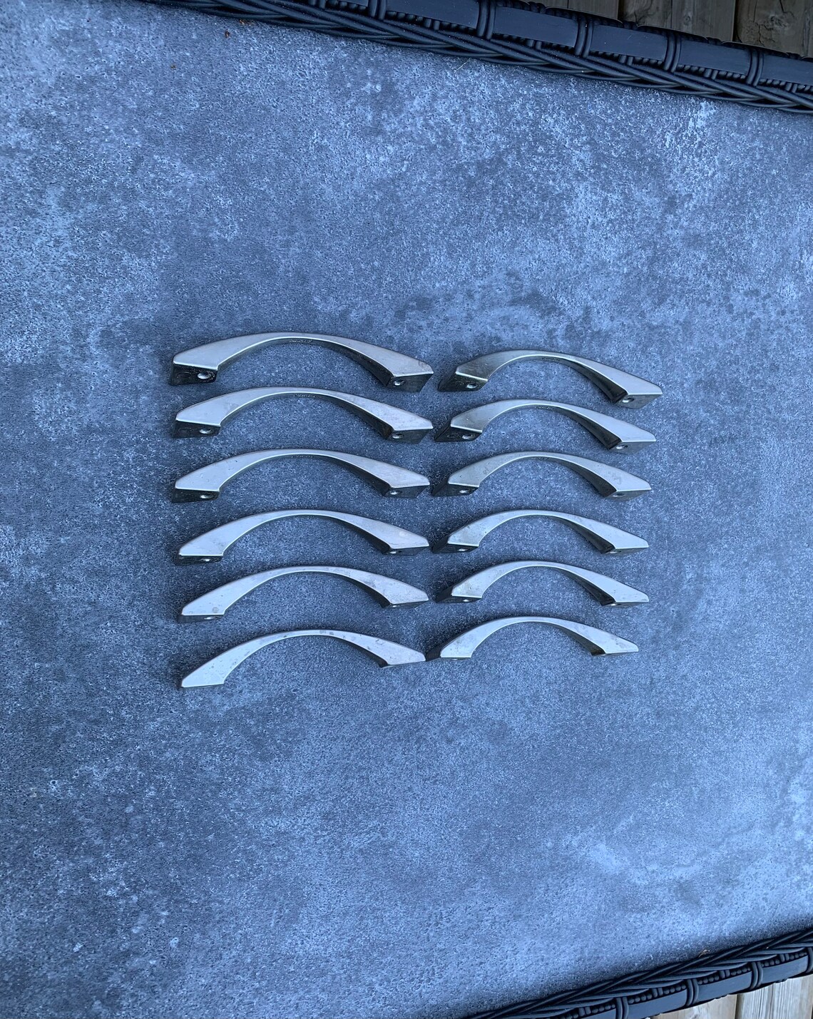 6x Retro Silver Chrome Drawer Pulls - Metal Arched Pulls - 3-3/4 ...