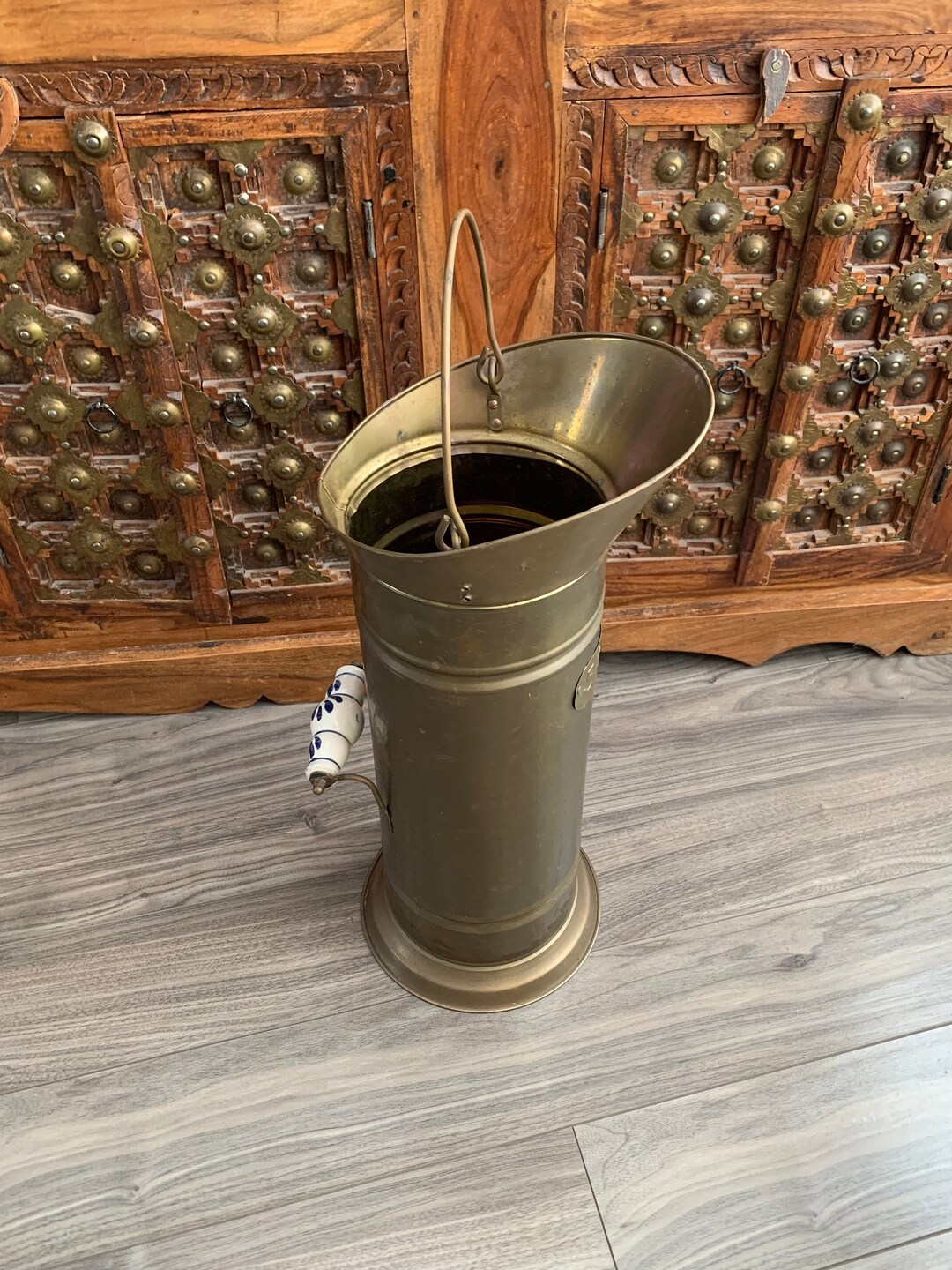 Holland 5KAN Brass Coal Scuttle, Metal Scuttle With Porcelain Delft ...