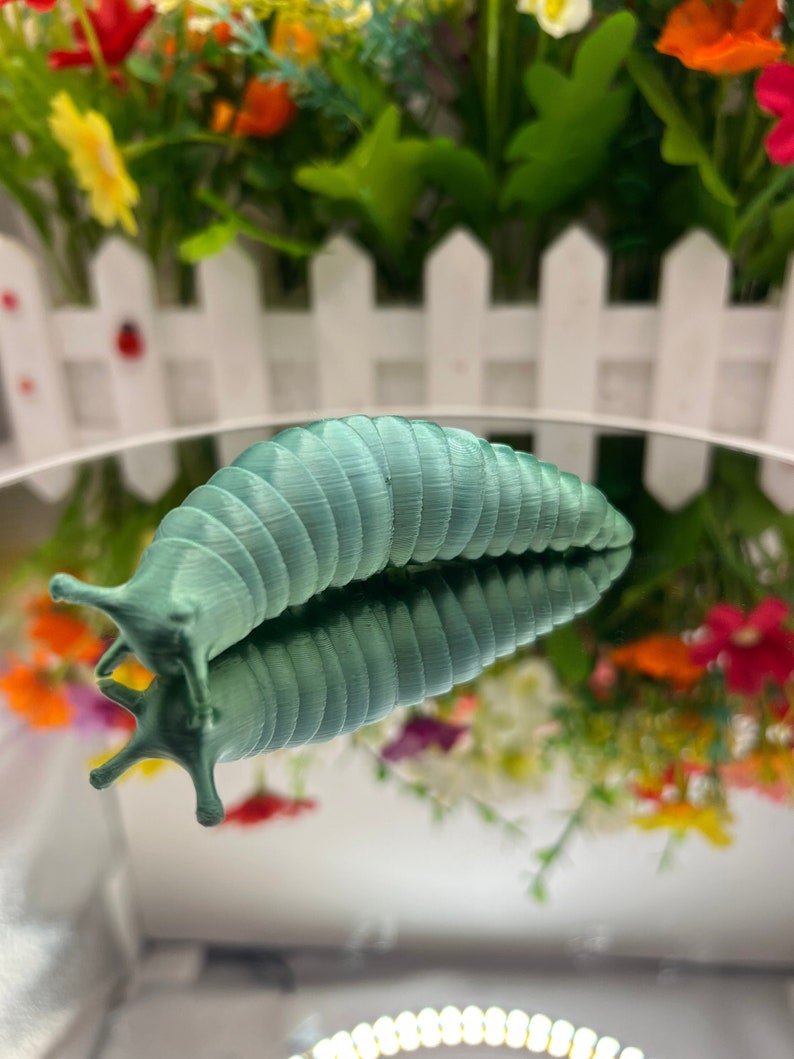 Slug Fidget Toy Articulated | 3D Printed | Fidget Toy - Stress Toy - Etsy
