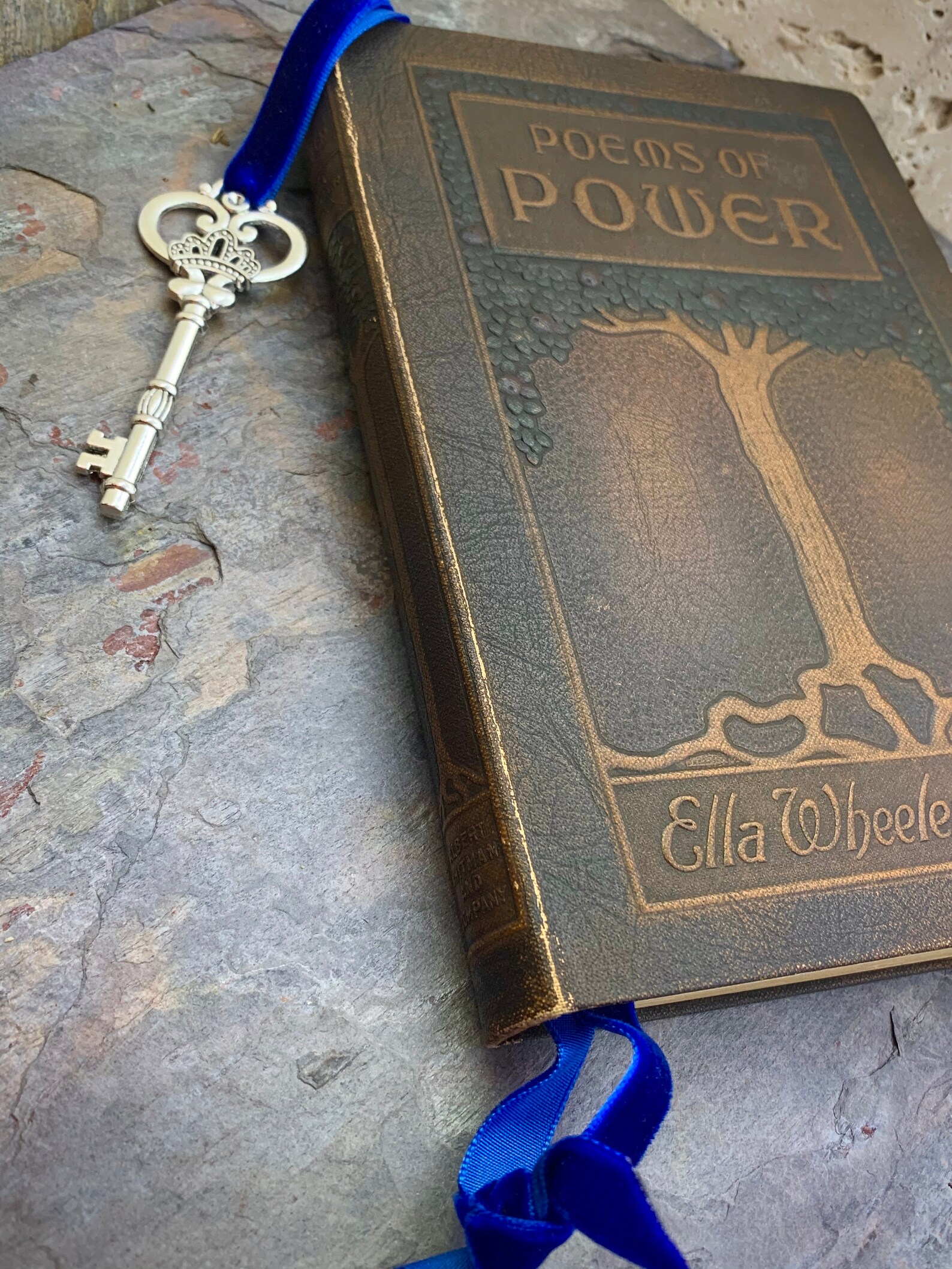 Skeleton Key Bookmark, Silver Key, Velvet Ribbon, Ribbon Bookmarks ...