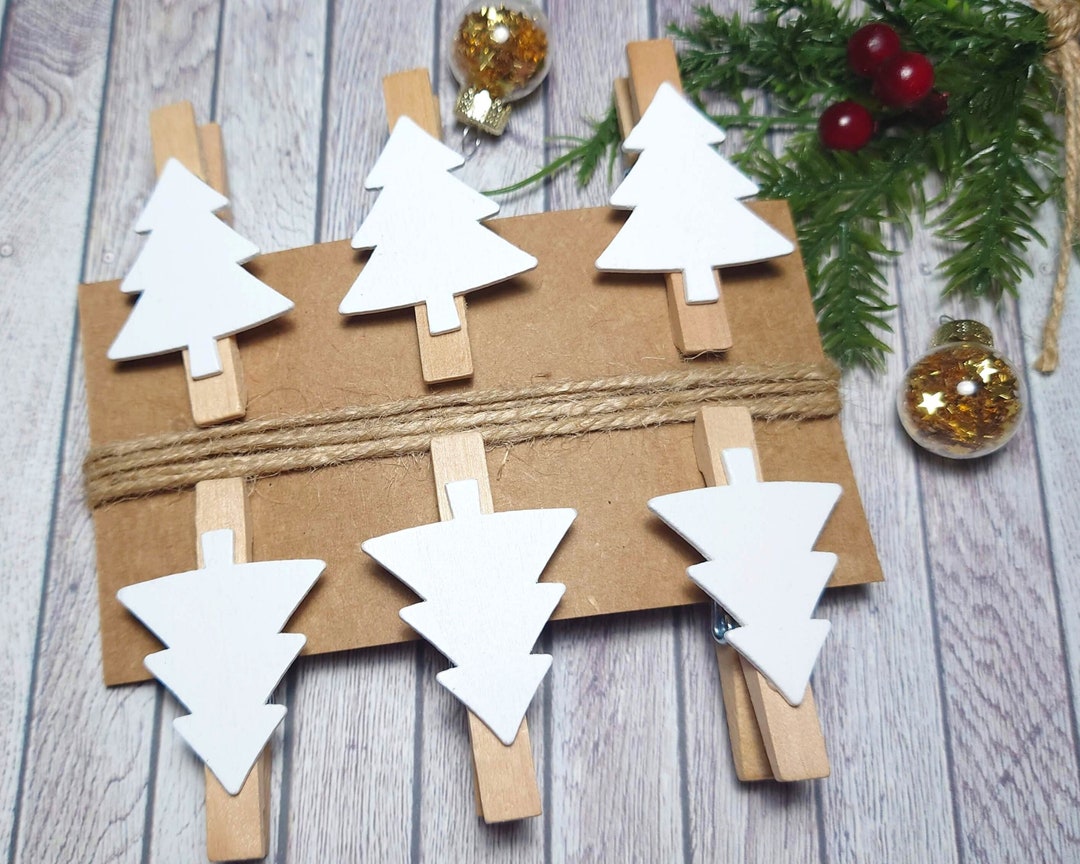 Christmas Card Peg Bunting, Card Hanging Kit, Christmas Wooden Tree Peg ...