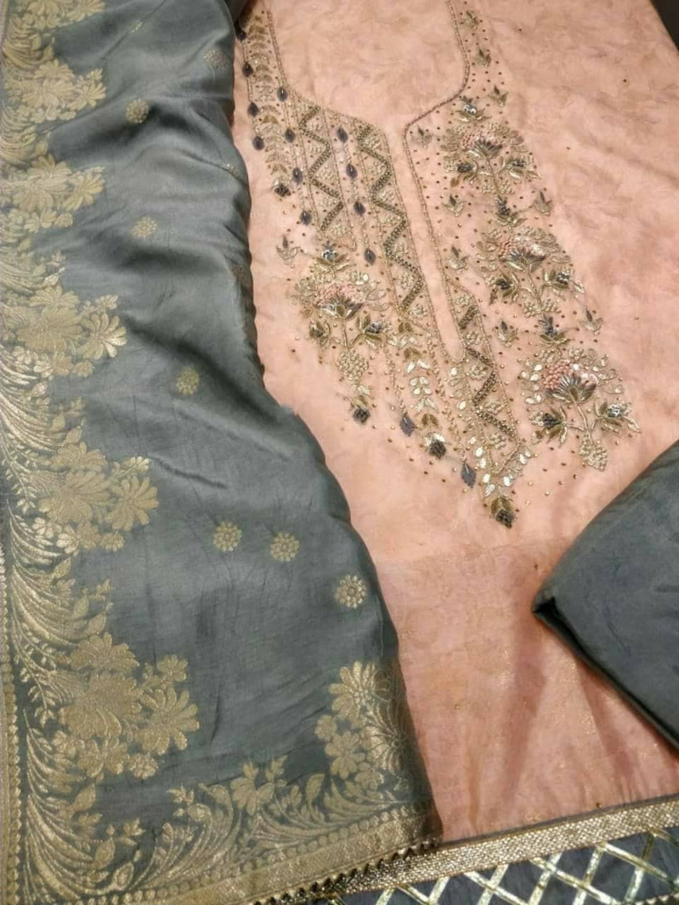 ATHARVA Hand Embroidered Salwar Kameez W/embroidery Neck/self Peach ...