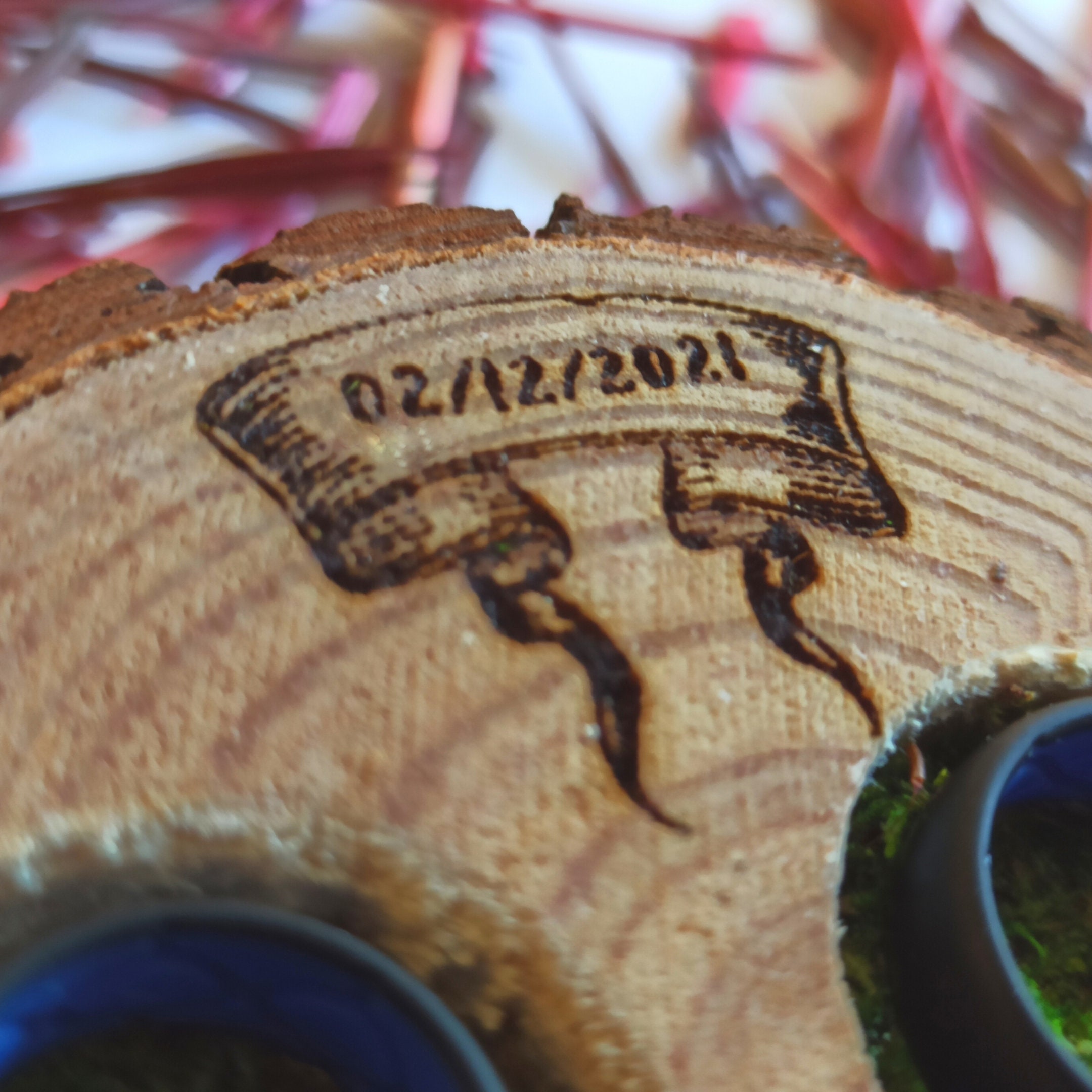 Rustic Raw Wood Ring Bearer With Green Moss Personalized Tree - Etsy.de