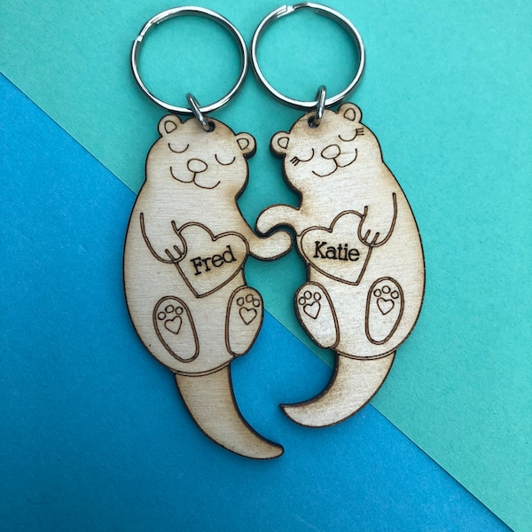 Couple Otter Keychain - Etsy