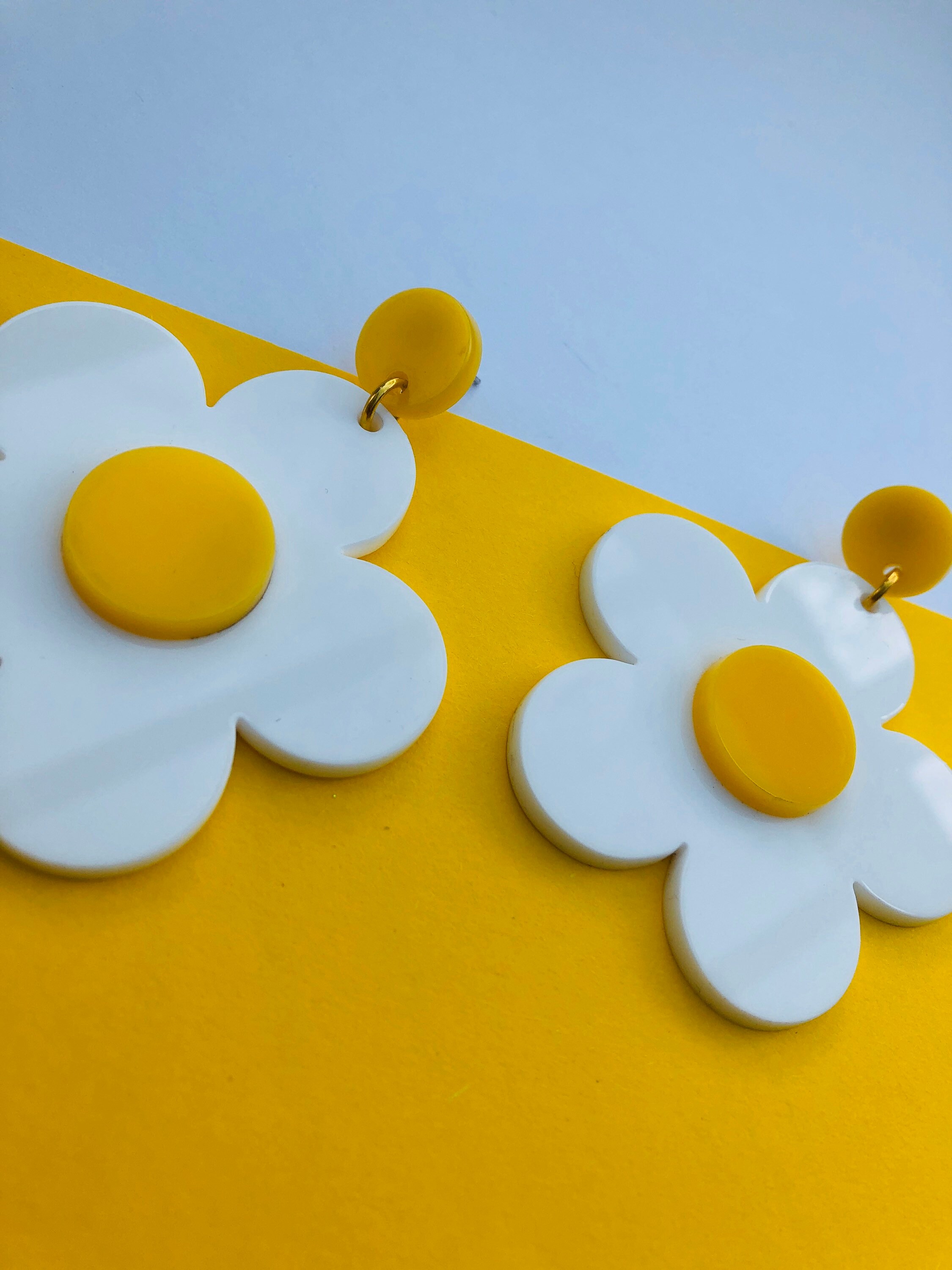 Daisy Dangles | Etsy