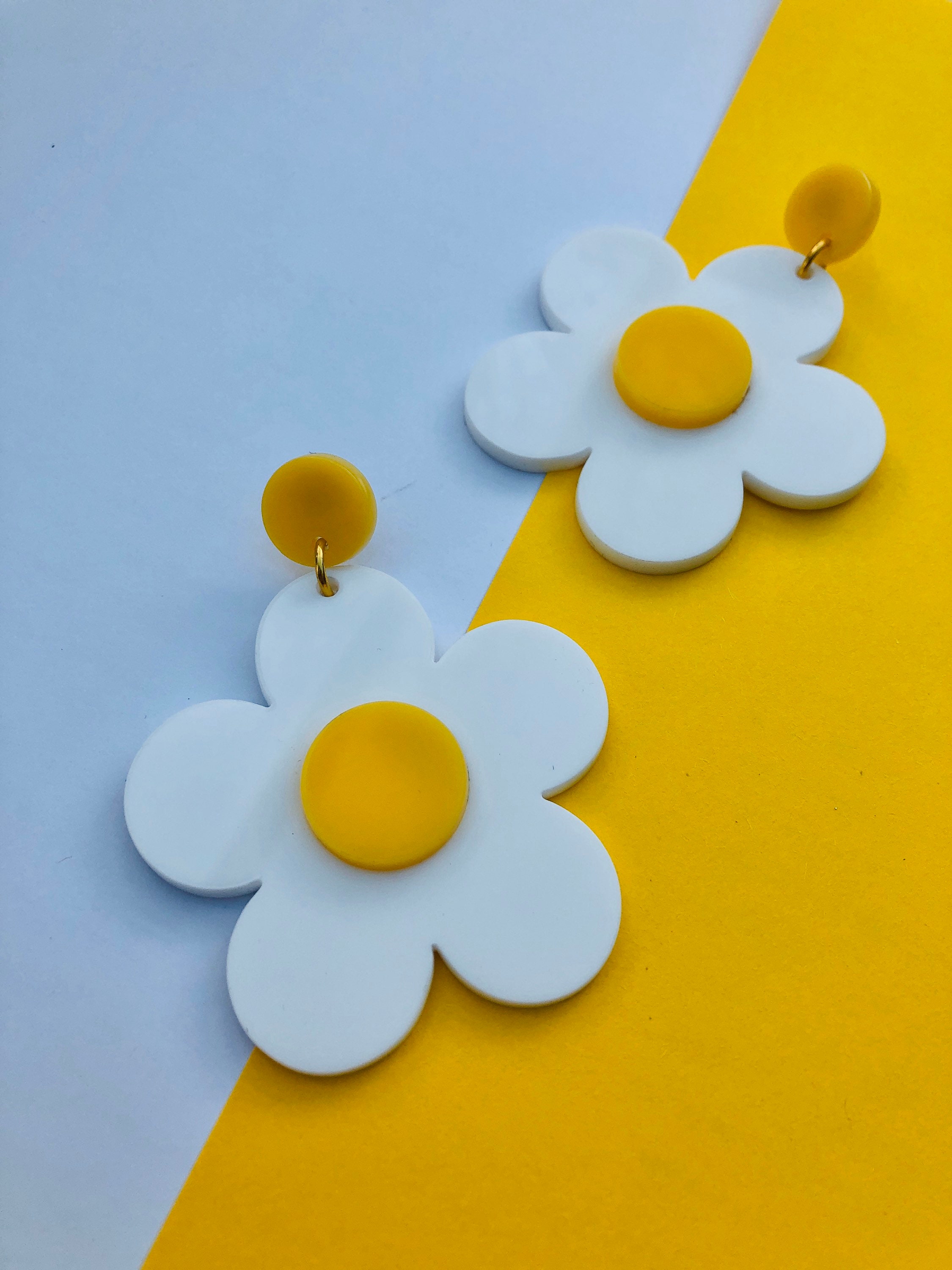 Daisy Dangles | Etsy