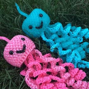 how to make a jellyfish out of rainbow loom