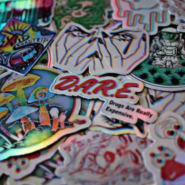 Trippy Sticker - Etsy