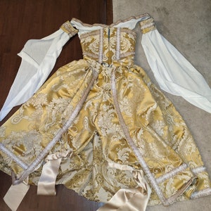 Medieval Renaissance Courtesan Outfit Made to Order - Etsy