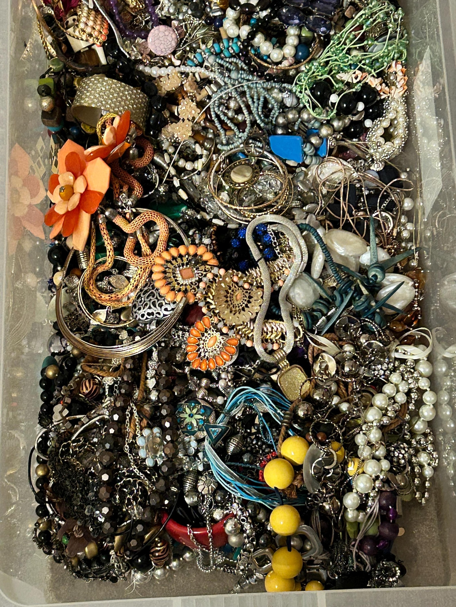 Vintage Costume Jewellery Mystery Box – 500g+ Crafting Grab Bag ...
