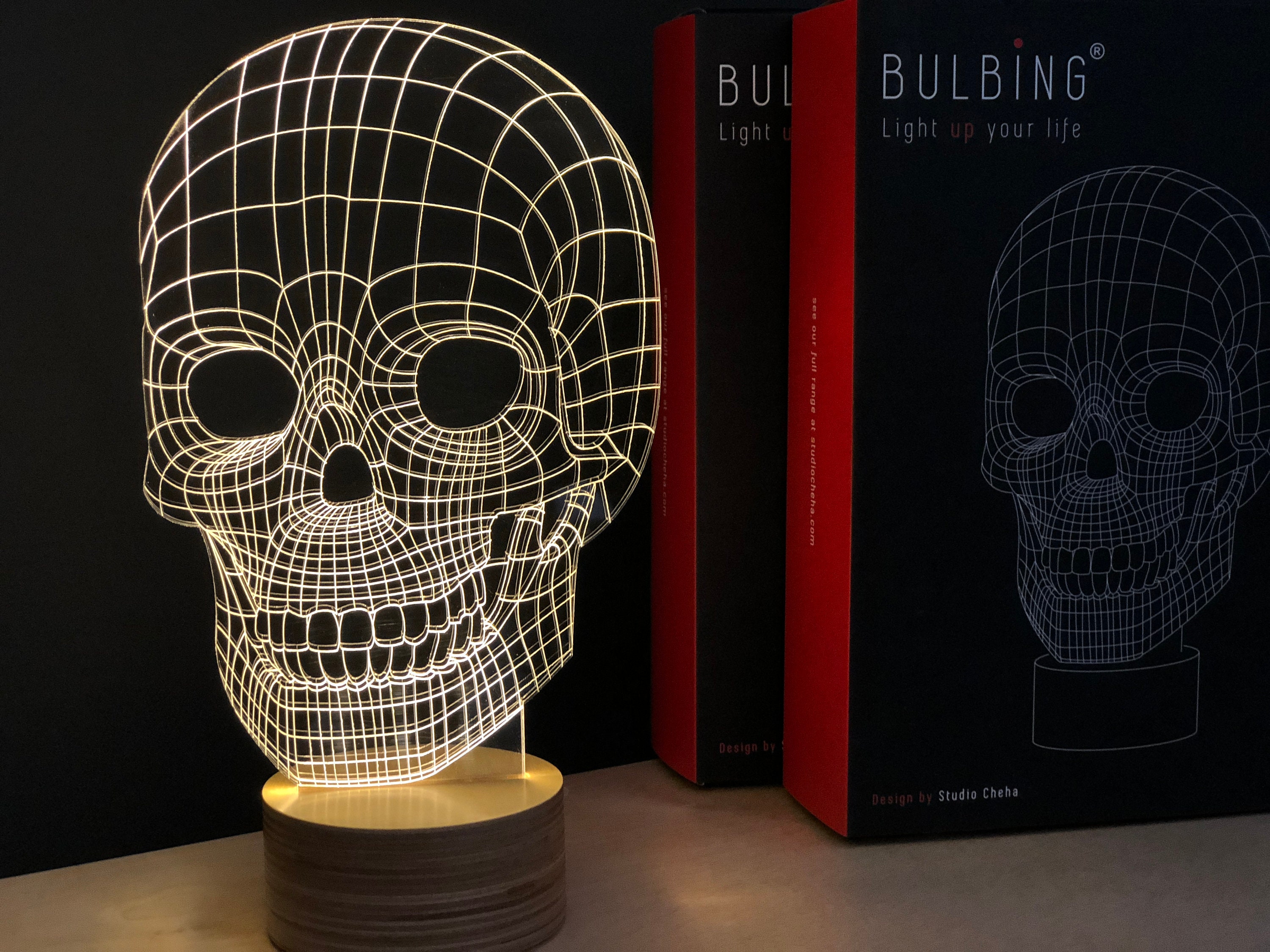 The Original SKULL BULBING Optical Illusion 2D to 3D Table Lamp, Eco ...