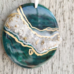 Christmas Tree Geode Style Ornament - Etsy