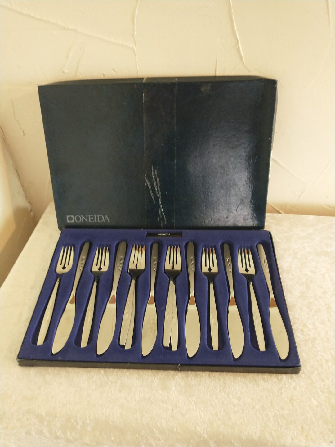 Vintage Oneida Venetia Will O' the Wisp Community Stainless - 8 Place ...