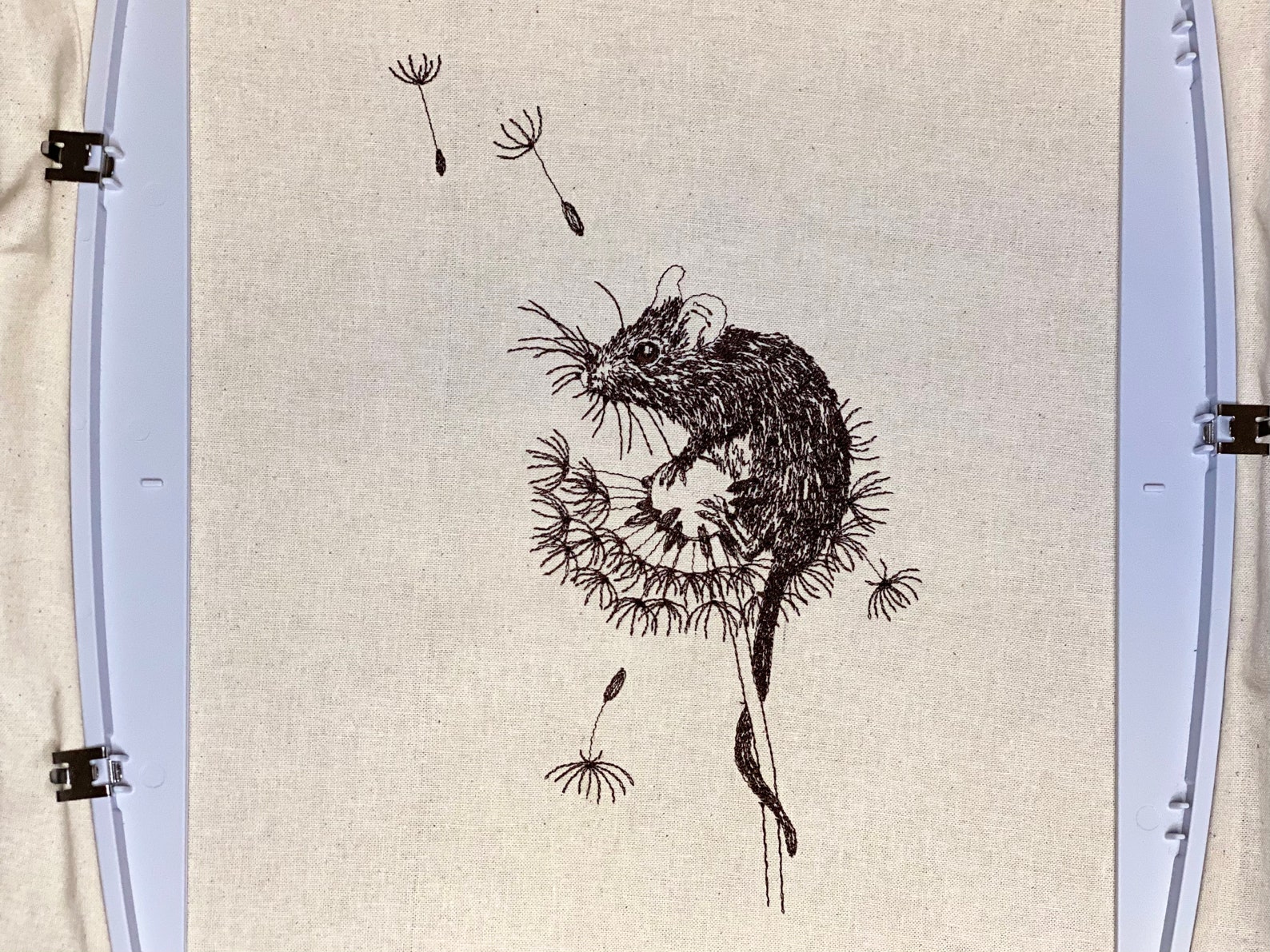 Field Mouse on a Dandelion Machine Embroidery File, Sketched Style. 4 ...