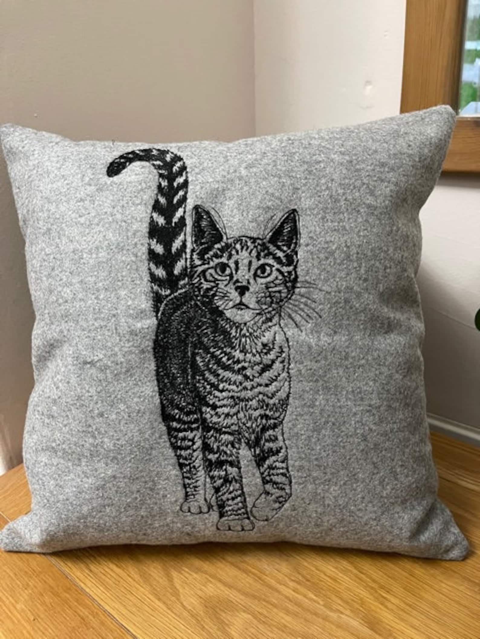 Tabitha Tabby Cat Machine Embroidery File Sketched Style. 5 | Etsy UK