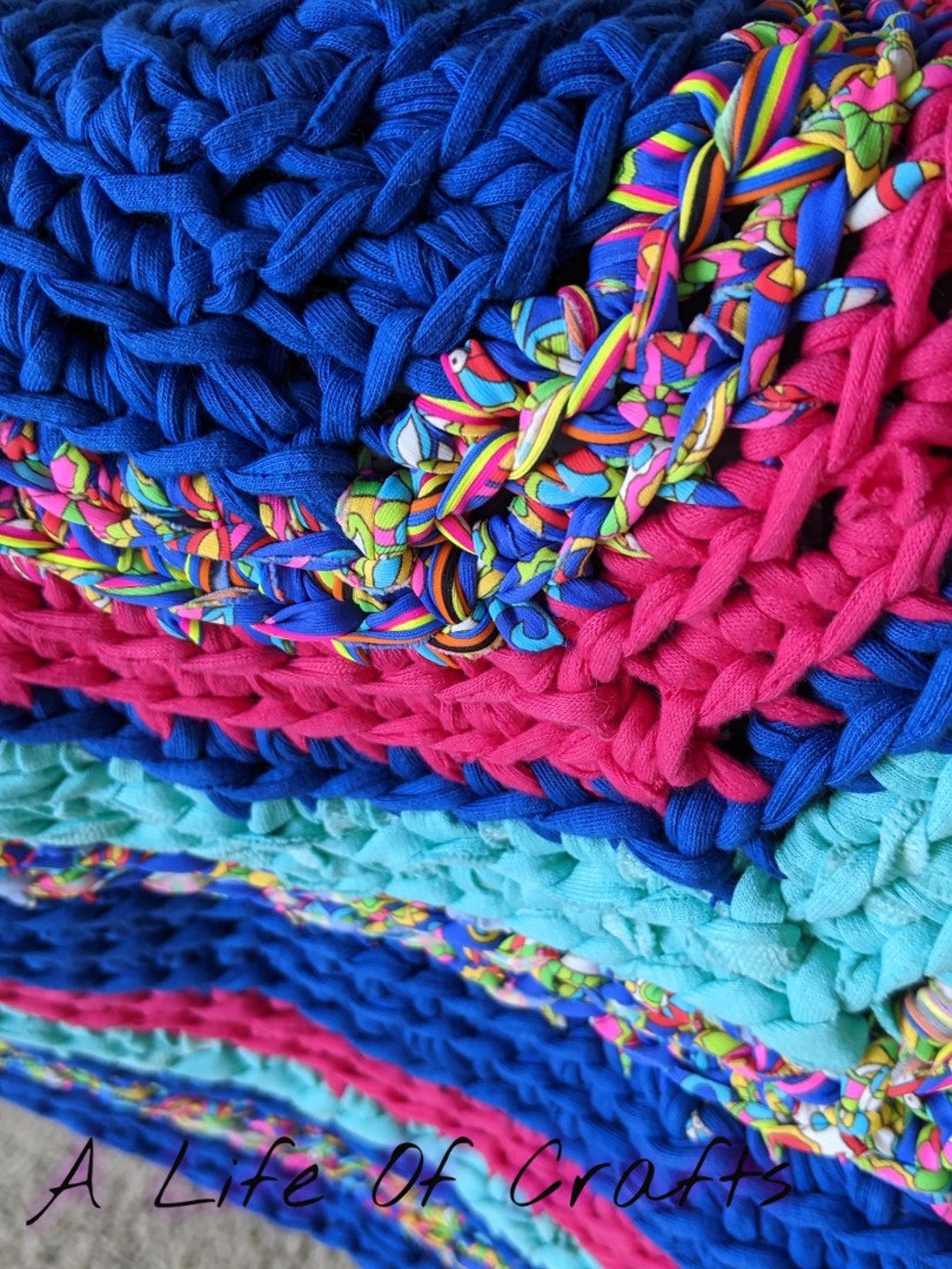 Crochet Rug. Use as Table Rug or in Your Bedroom - Etsy
