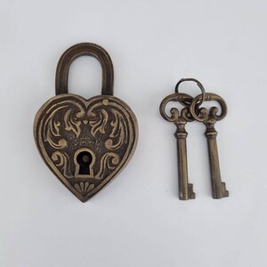 Solid Brass Marriage Vintage Style Heart Love Shape Padlock 2 Keys ...