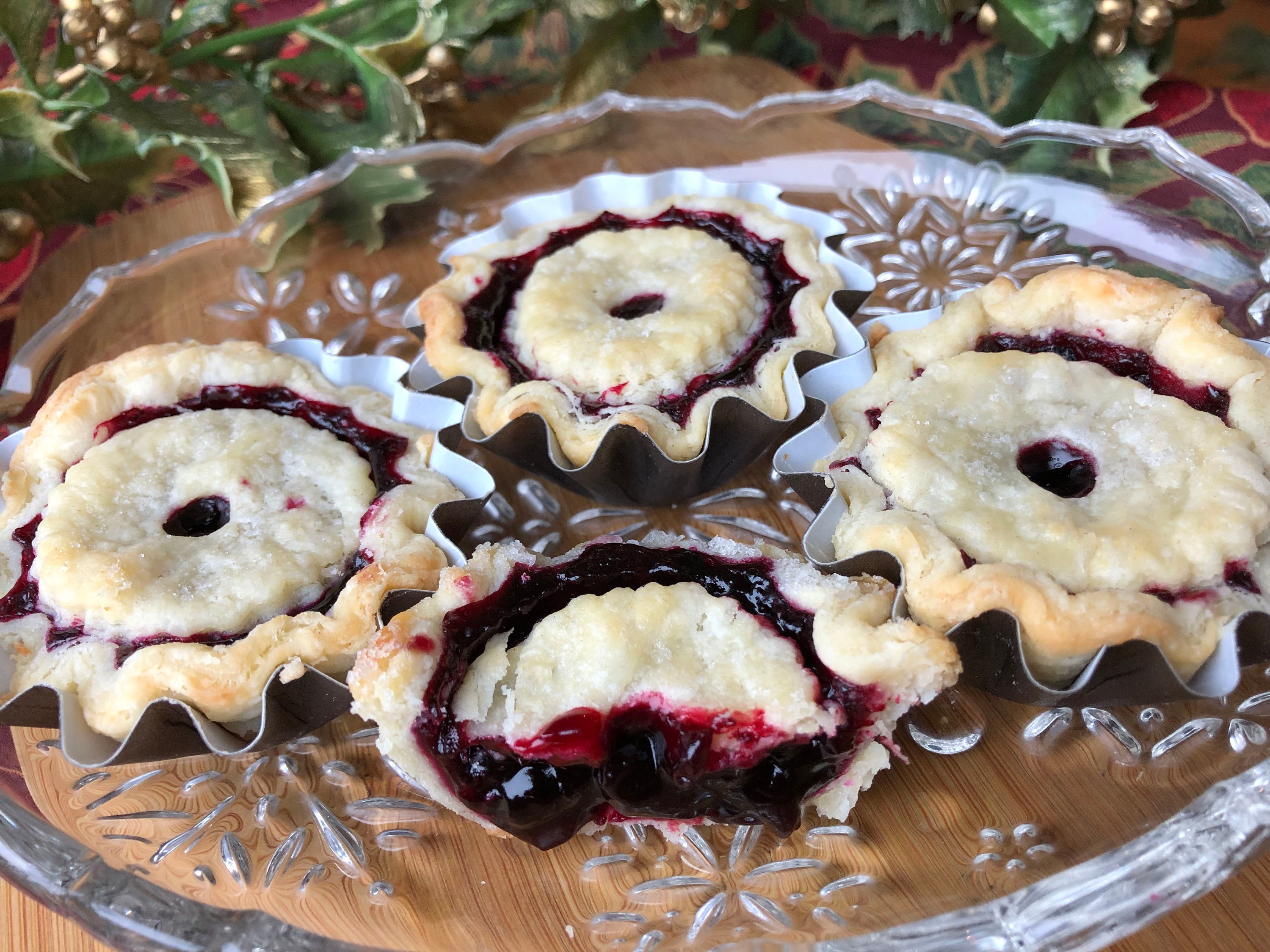 3" Huckleberry Mini Pies Half Dozen+ - Etsy