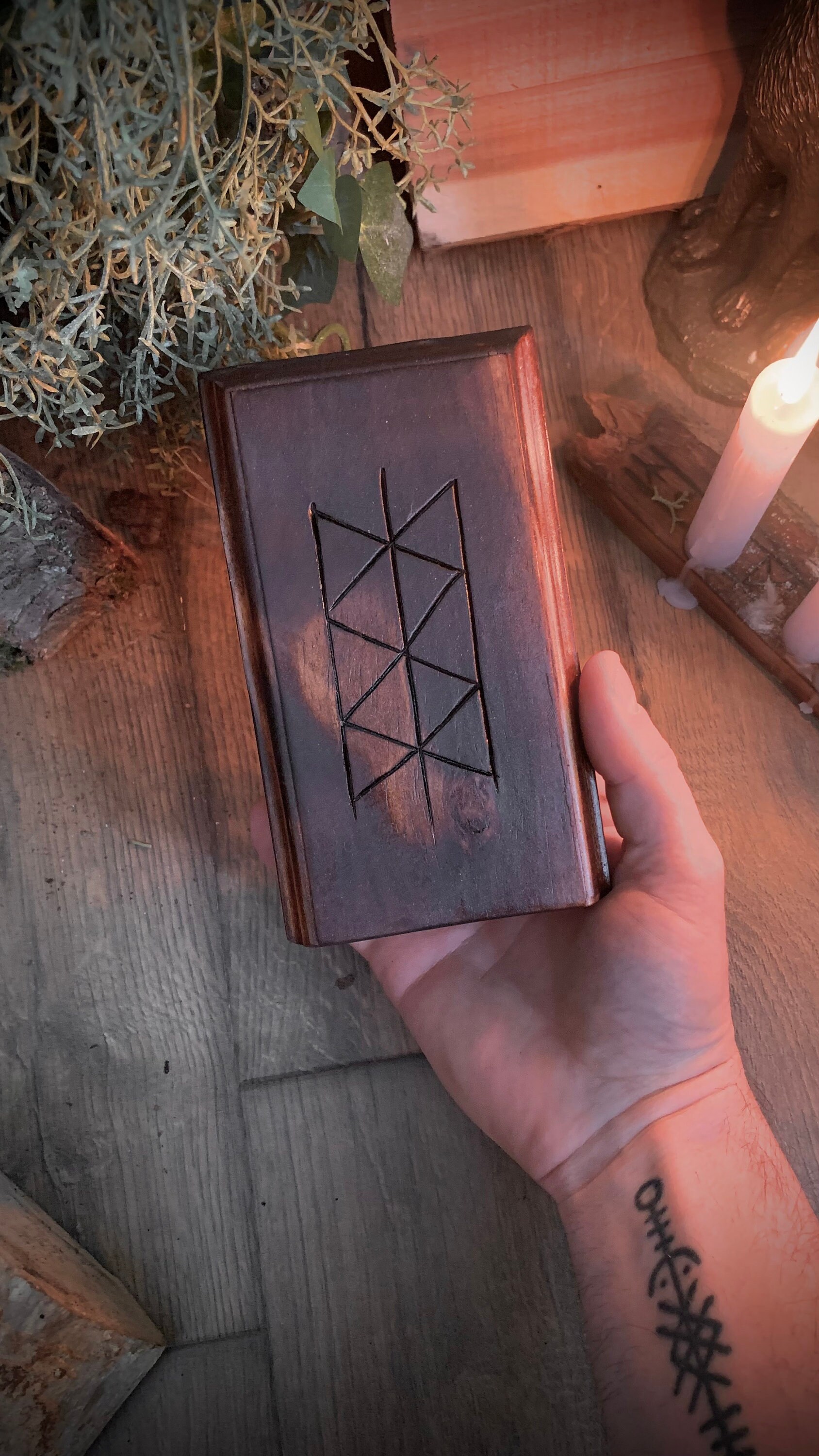 Norse Pagan Altar of Futhark - Web of Wyrd Meditation - Etsy