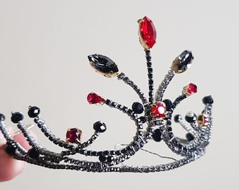 Black Swan Tiara - Etsy
