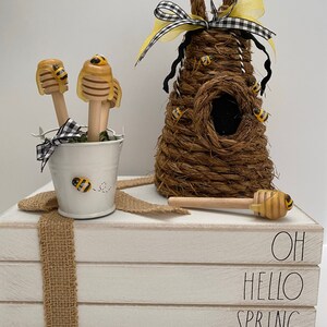 Spring Dark Rope Bee Skep Bumble Bee Hivespring Decortiered Traysummer ...