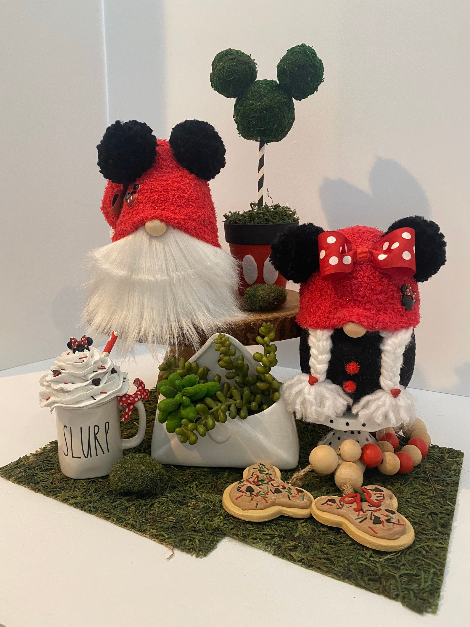 Disney Inspired Minnie & Mickey - Etsy
