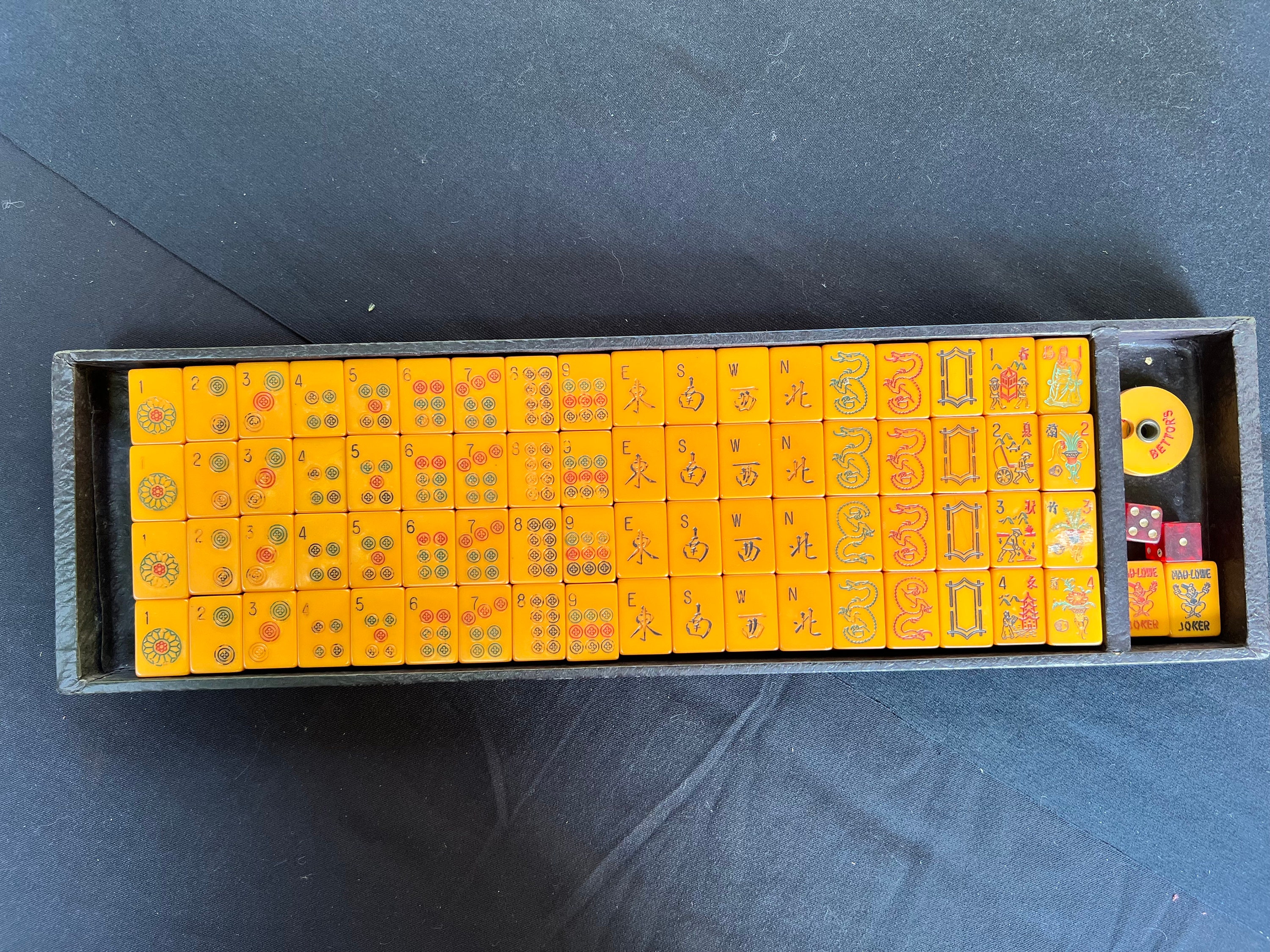Vintage Bakelite Set in Refurbished Case - Etsy