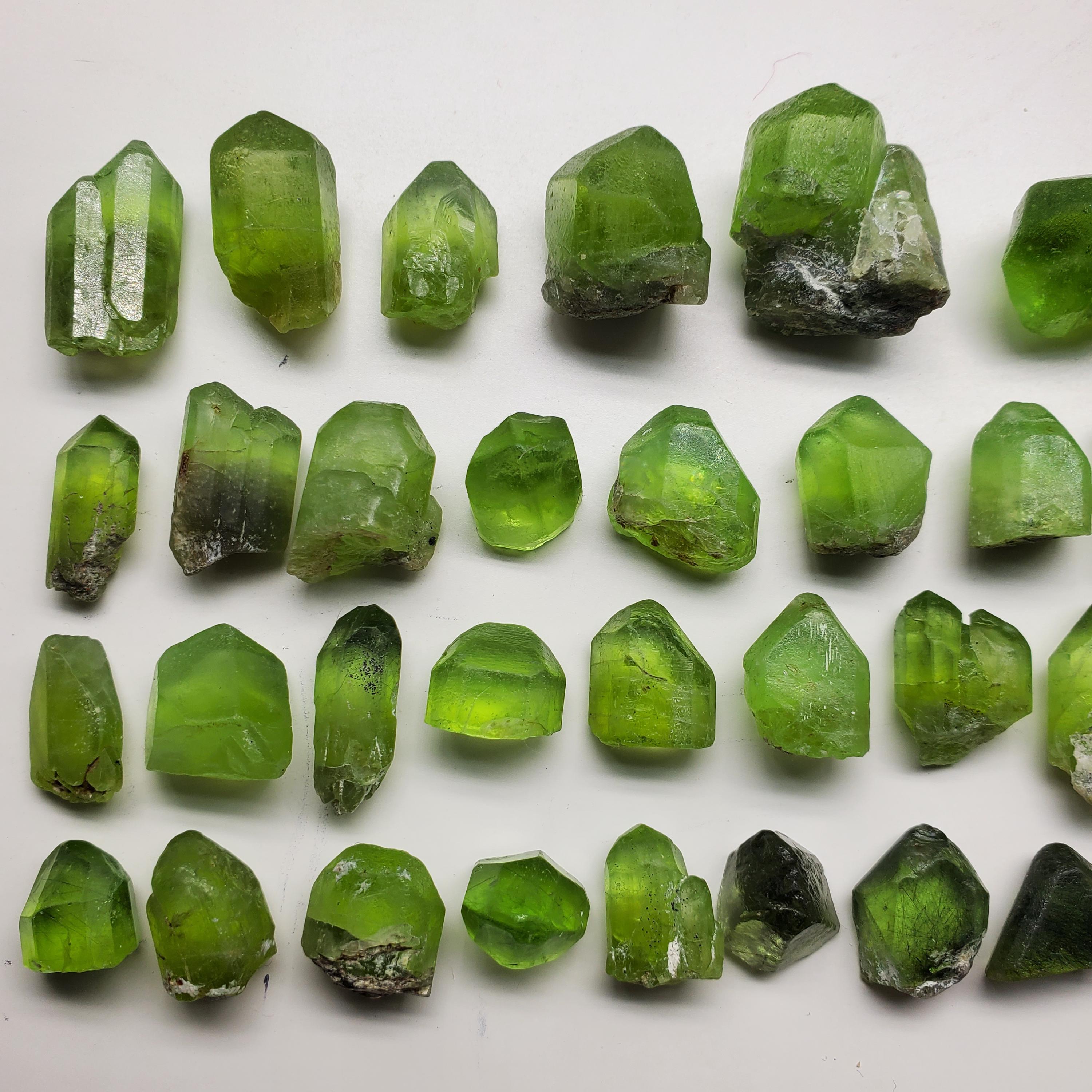 Peridot Crystal 642 Carat 35 Pieces Lot - Etsy