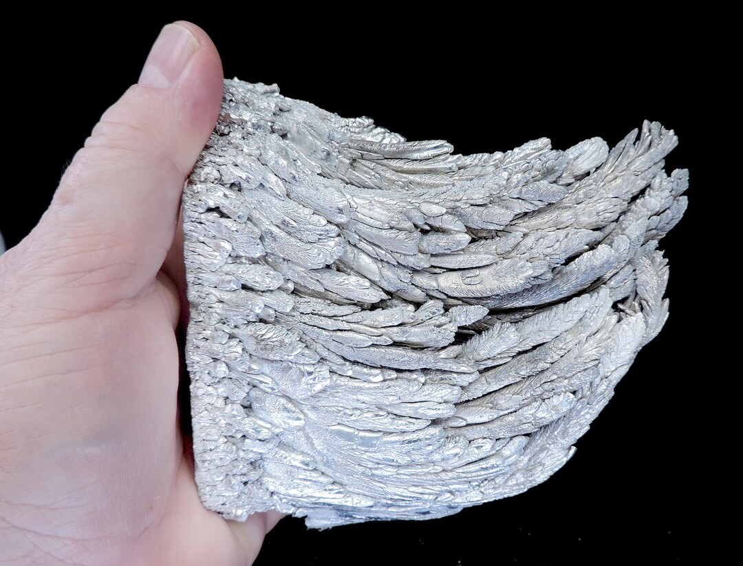 Amazing Large Specimen of Crystalline Magnesium Metal Showing Elongated ...