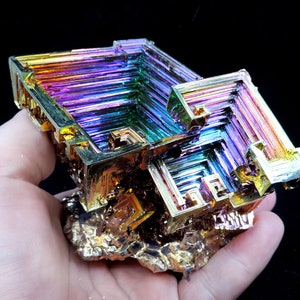 Showy Cabinet Size Complex Hopper Crystals of Golden Iridescent Lab ...