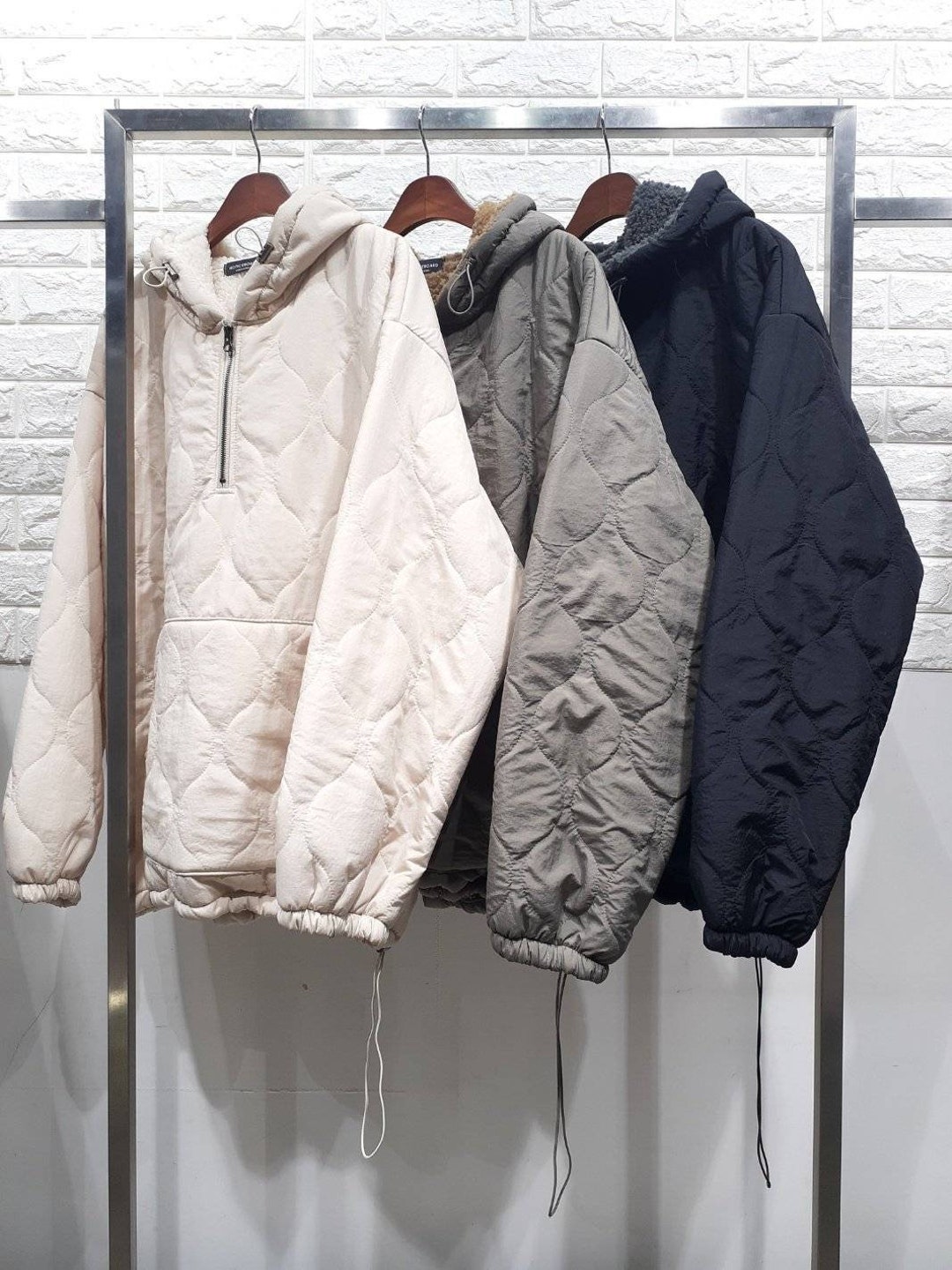 Gender-neutral Quilted Inner Dumble Thermal Hooded Anorak for Outdoor ...