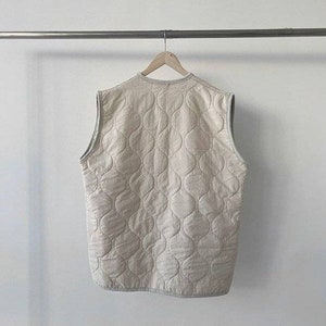 Gender-neutral Quilted Dumble Warm Vest With Big Square Pockets for ...