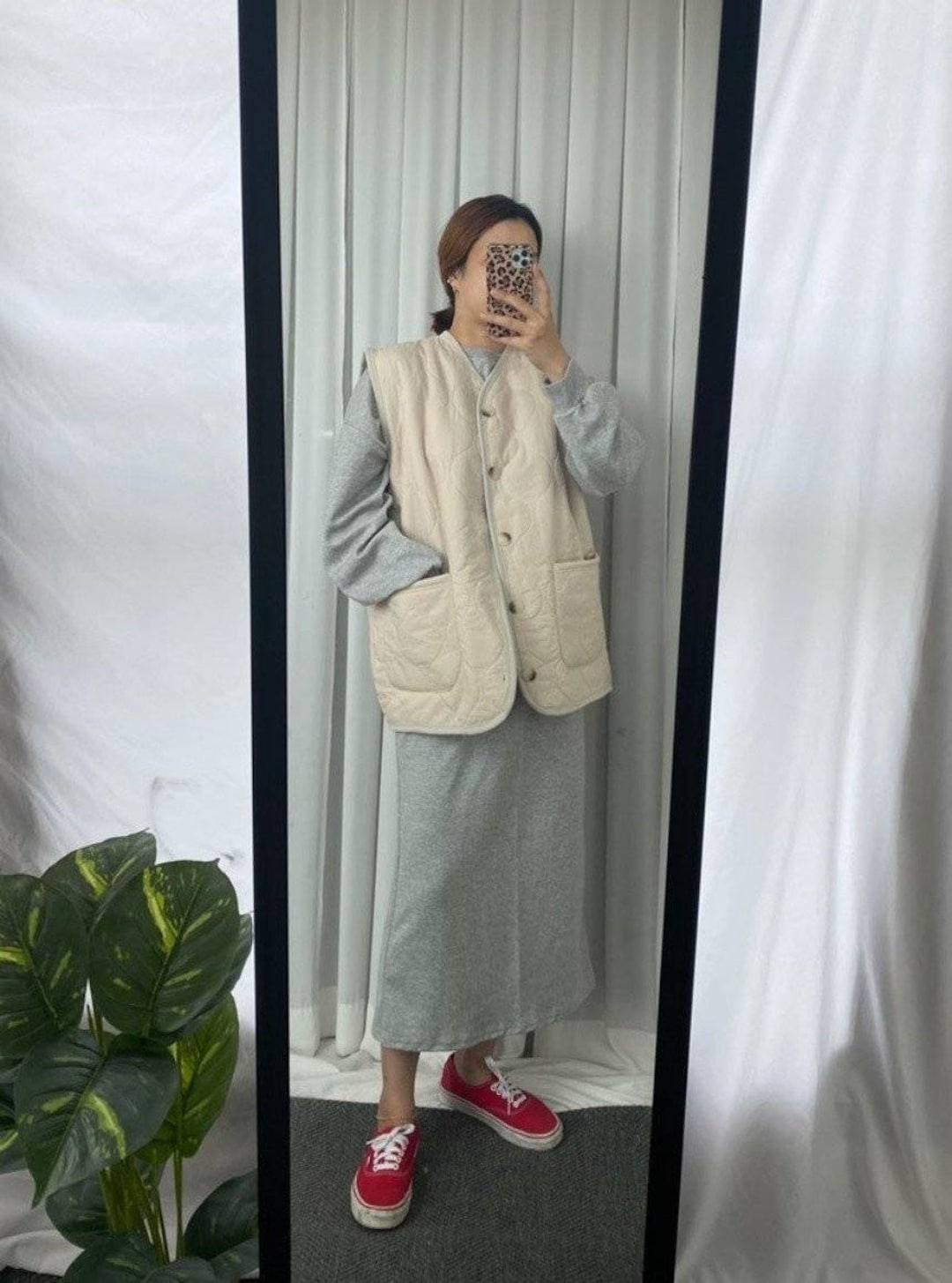 Gender-neutral Quilted Dumble Warm Vest With Big Square Pockets for ...