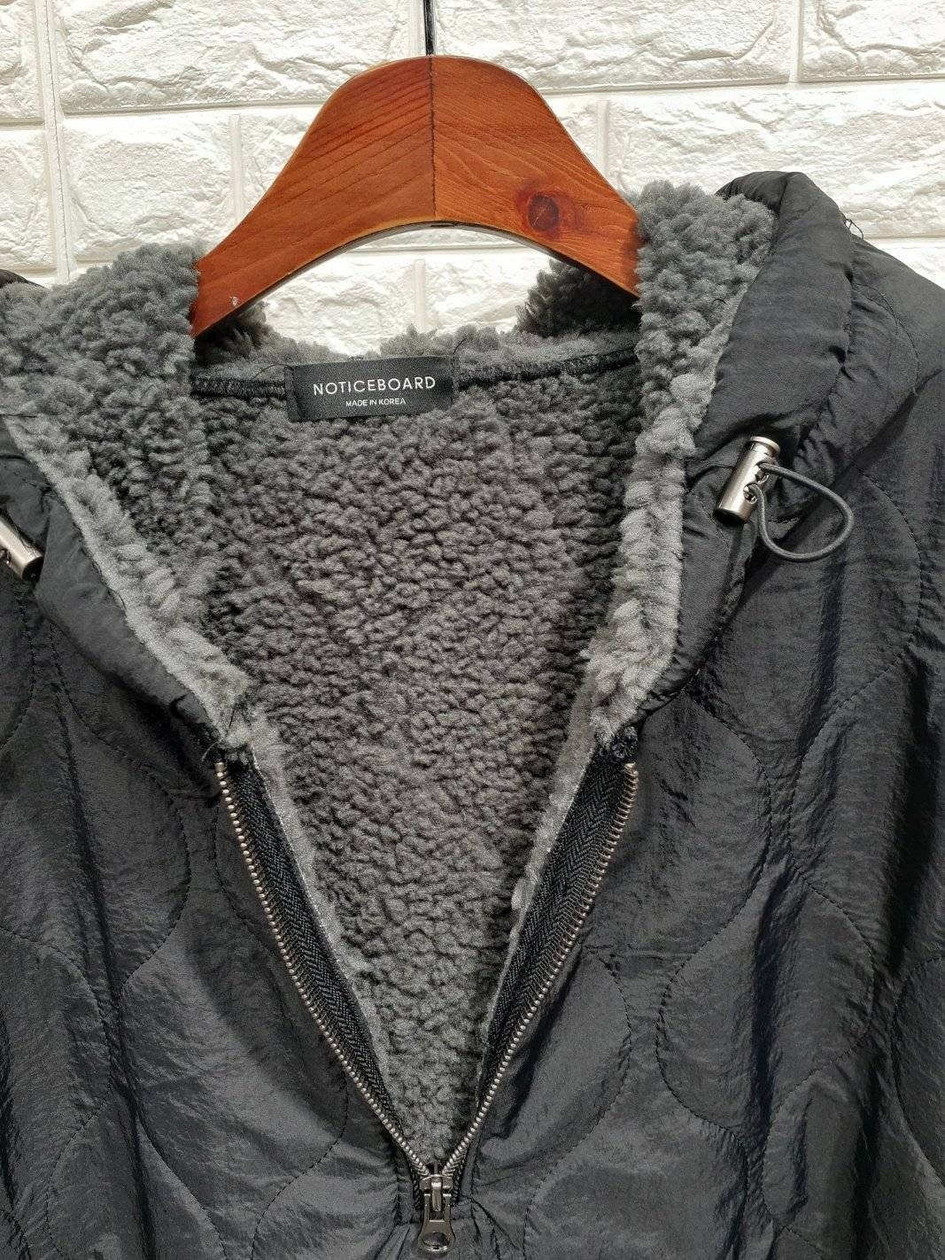 Gender-neutral Quilted Inner Dumble Thermal Hooded Anorak for Outdoor ...