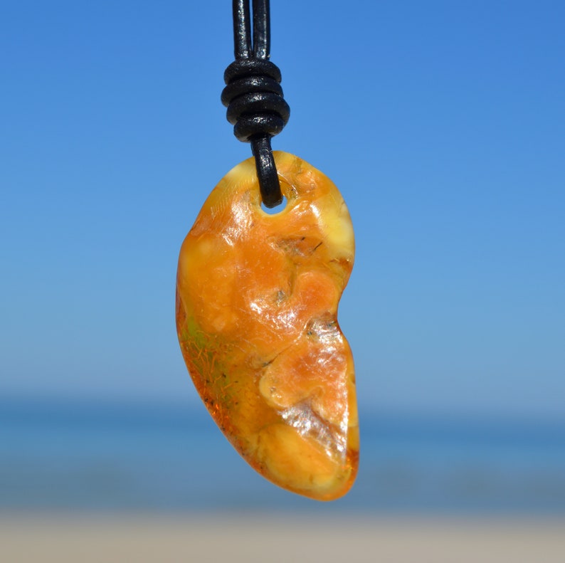 Amber Pendant Amulet/ Genuine Baltic Amber Stone/ Bernstein - Etsy