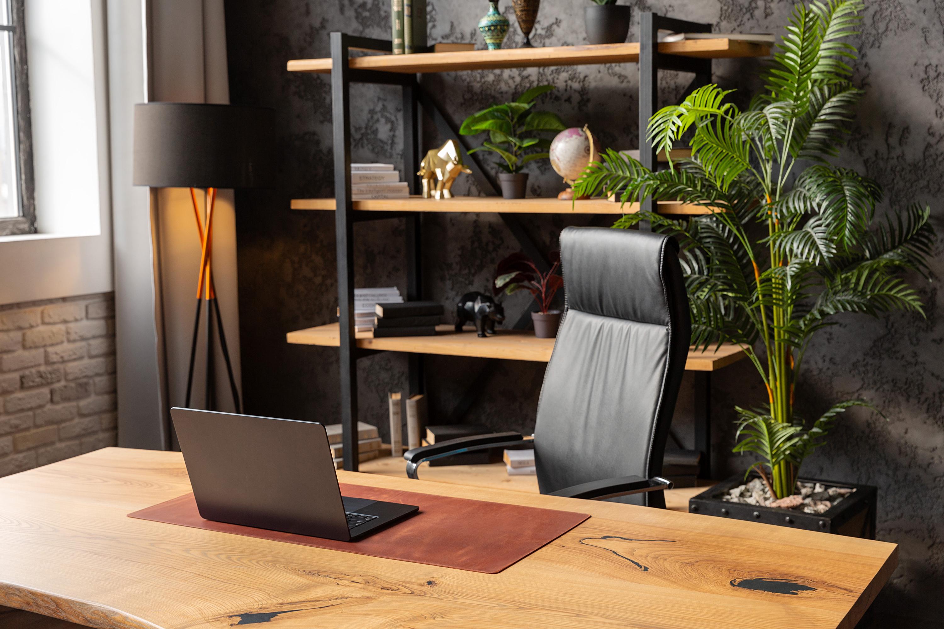 Personalized Leather Desk Pad - Anniversary Gift for Men, Desk Mat ...