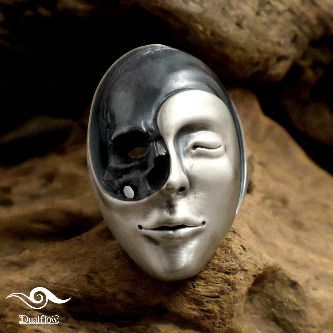 Yin Yang Ring - Etsy